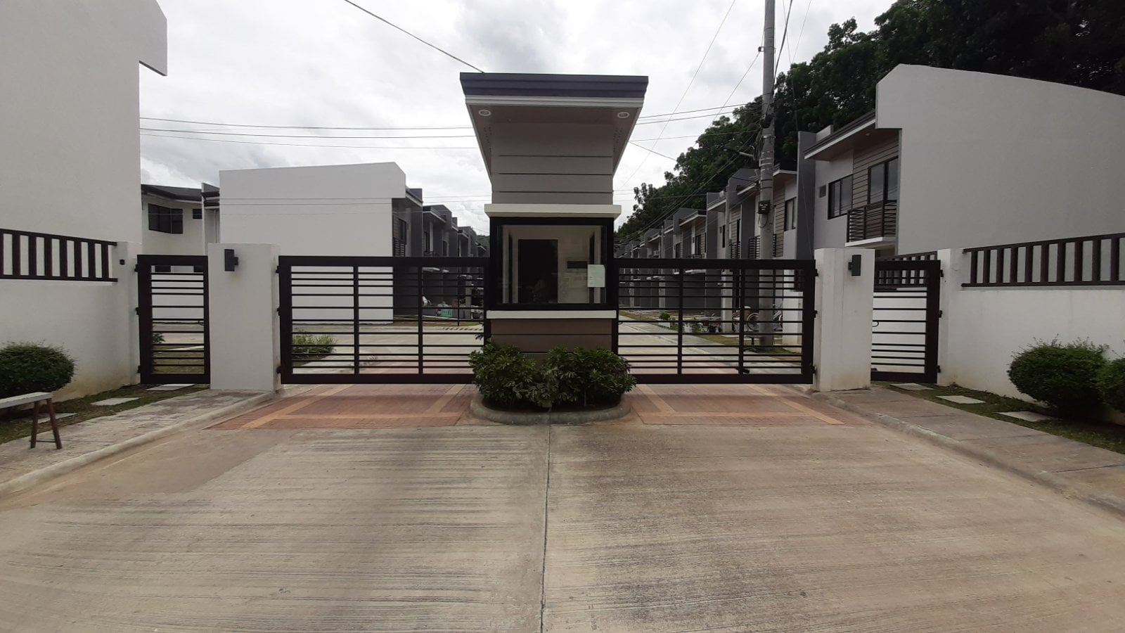 Juliet Alcala | 2 Storey Townhouse - Inner Unit | Philippine Access ...