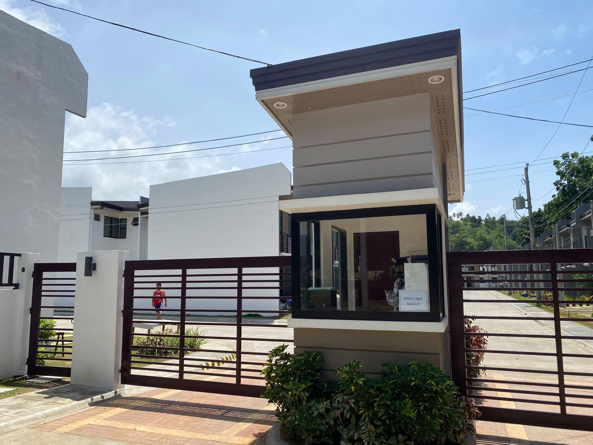 Juliet Alcala | 2 Storey Townhouse - Inner Unit | Philippine Access ...