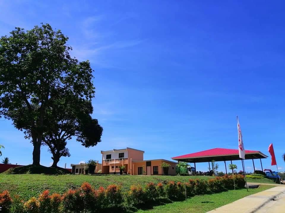 Lailanie Berden | Elena Rowhouses - Inner Unit | Philippine Access ...